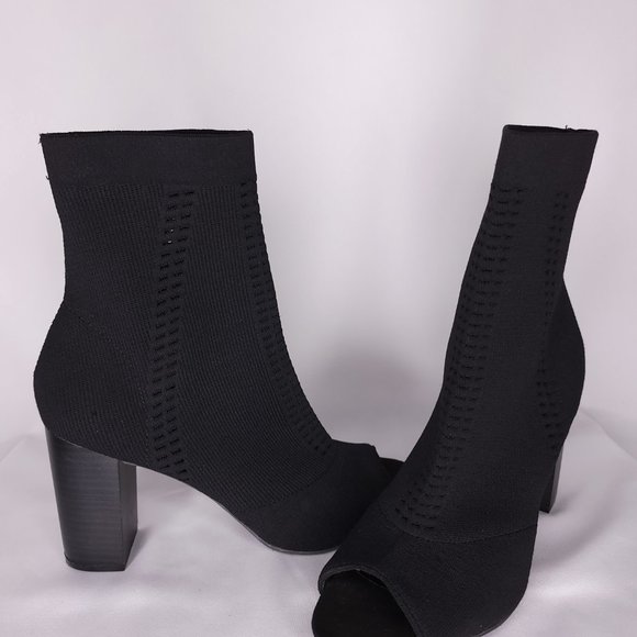 Mossimo Supply Co. | Shoes | Womens Size 8 Mossimo Florentina Knit Sock ...